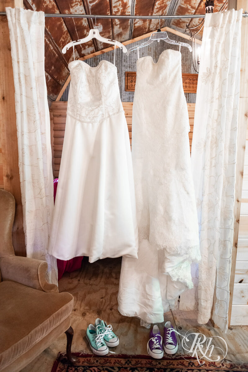 Apple Orchard Wedding: Megan & Trista | Minnesota Harvest| Jordan ...