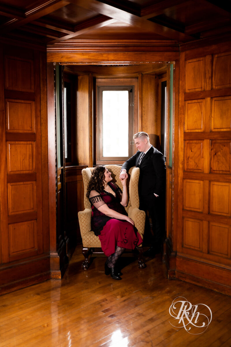 Titanic Inspired Engagement Photography: Kate and Lexa | Landmark ...