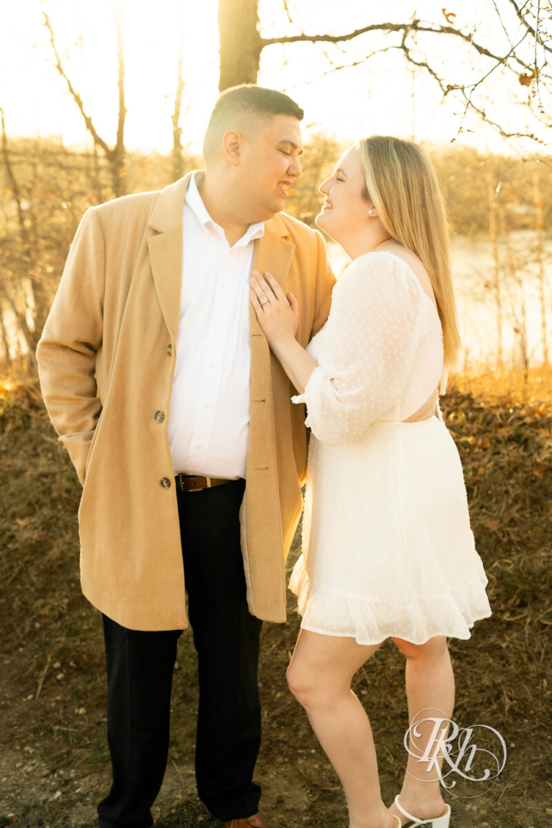 Lebanon Hills Engagement Photography: Jess and Caleb | Minnesota ...