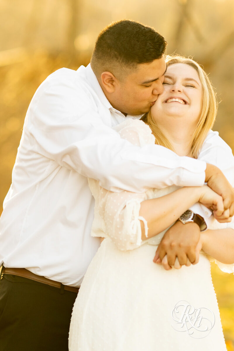 Lebanon Hills Engagement Photography: Jess and Caleb | Minnesota ...