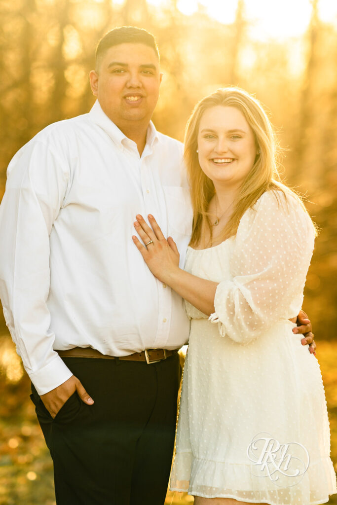 Lebanon Hills Engagement Photography: Jess and Caleb | Minnesota ...