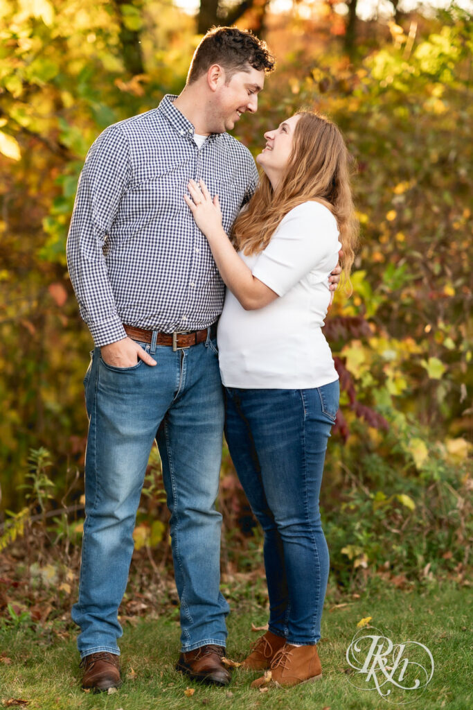 Fun and Easy Engagement Photography: Brandia and John | Lebanon Hills ...