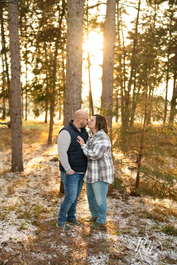 Anniversary Photography: Lisa and Brad | Hansen Tree Farm | Minnesota ...
