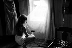 Almquist Farm Wedding Photography: Mikaela and Matt | Minnesota Wedding ...