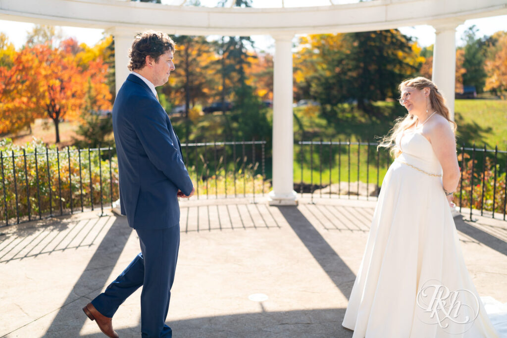 Como Zoo Wedding Photos: Brandia and John | Saint Paul Weddings - RKH ...