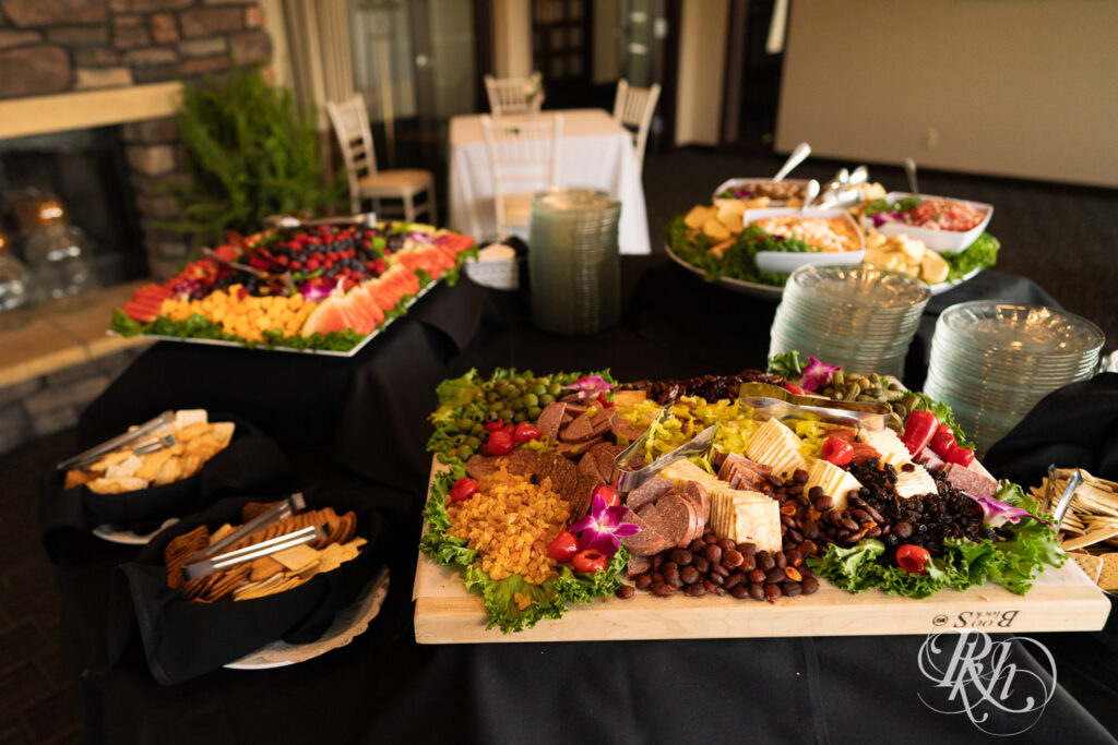 Dellwood Country Club Wedding: Sarah and Peter | Minnesota Wedding ...