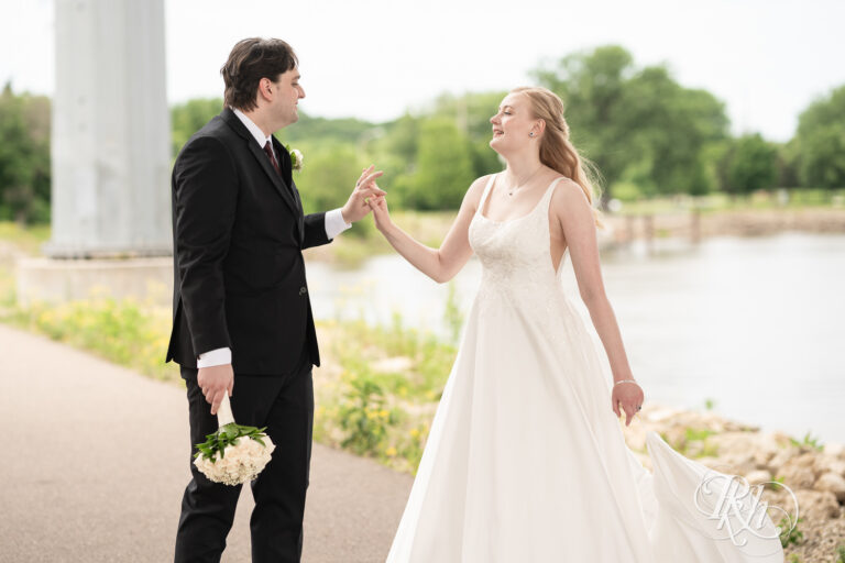 Confluence Hotel Wedding: Karissa and Ryan | Minnesota Photography ...