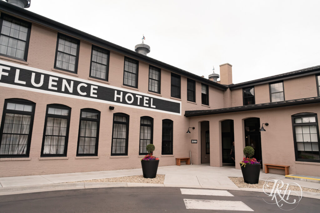 Confluence Hotel Wedding: Karissa and Ryan | Minnesota Photography ...