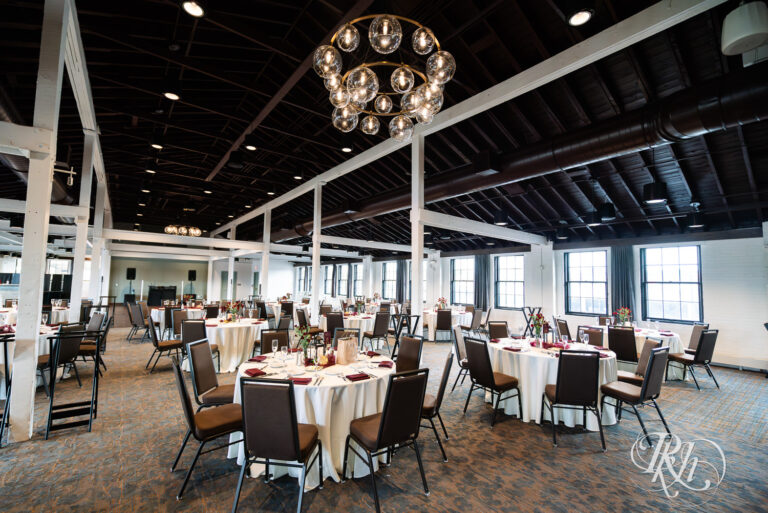 Confluence Hotel Wedding: Karissa and Ryan | Minnesota Photography ...